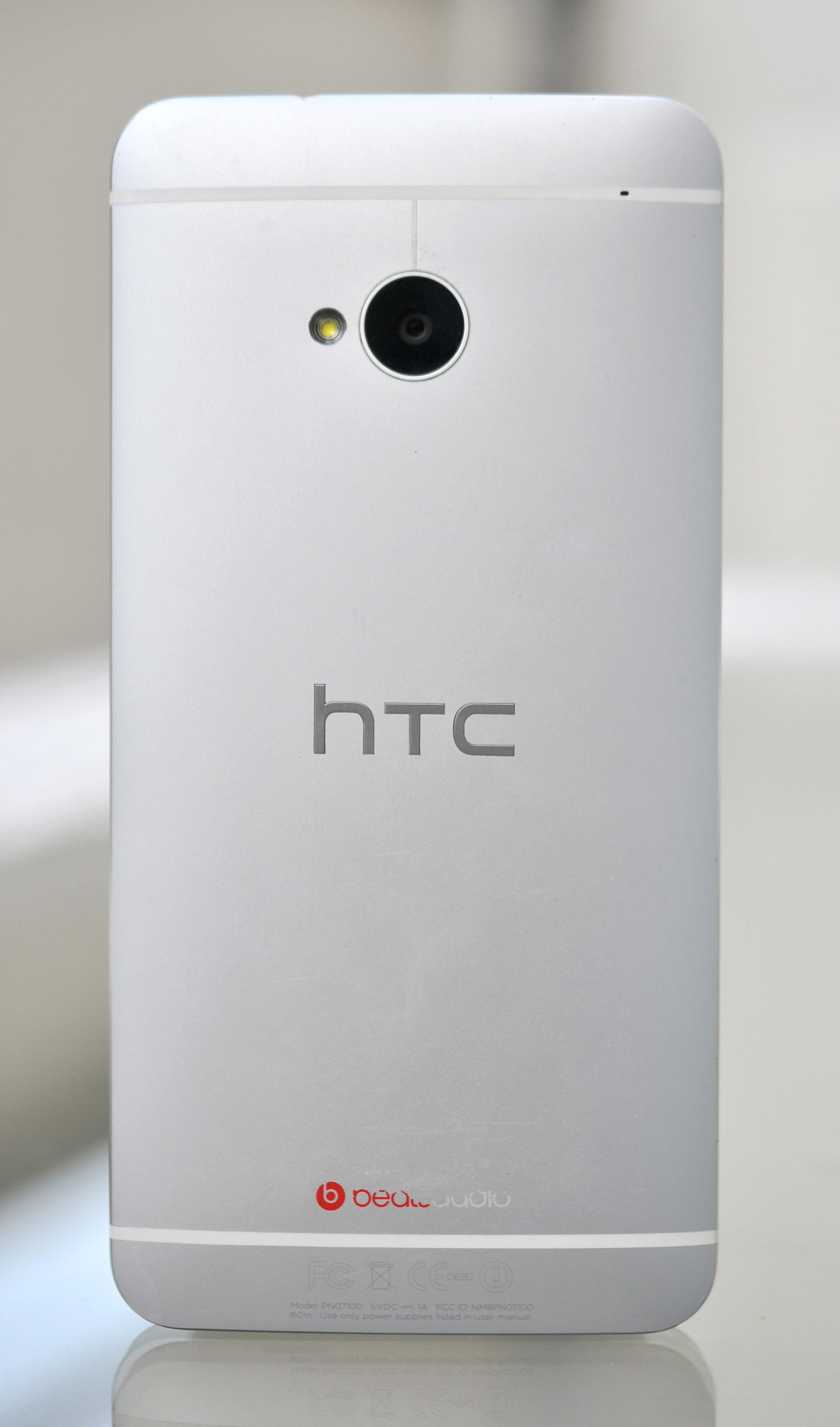 Análisis del HTC One y prueba a fondo | Teknófilo