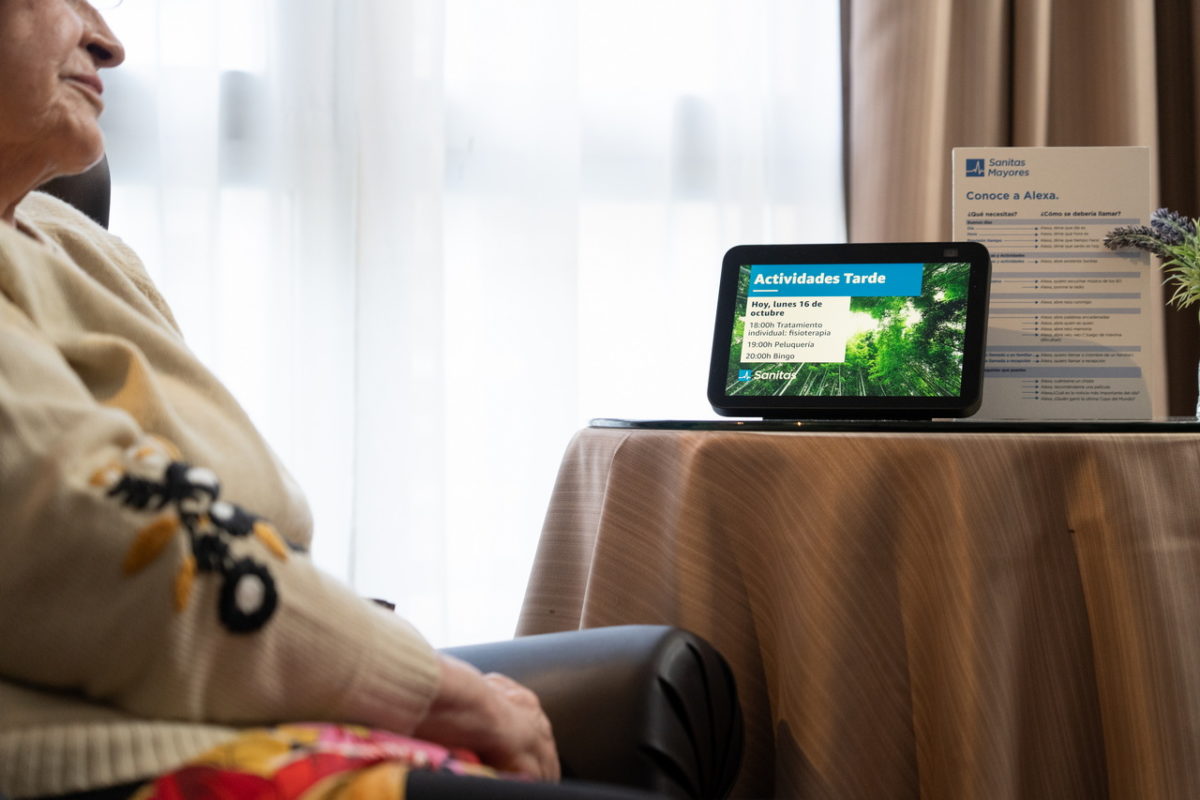 Amazon lanza en España un servicio de Alexa para personas mayores ...