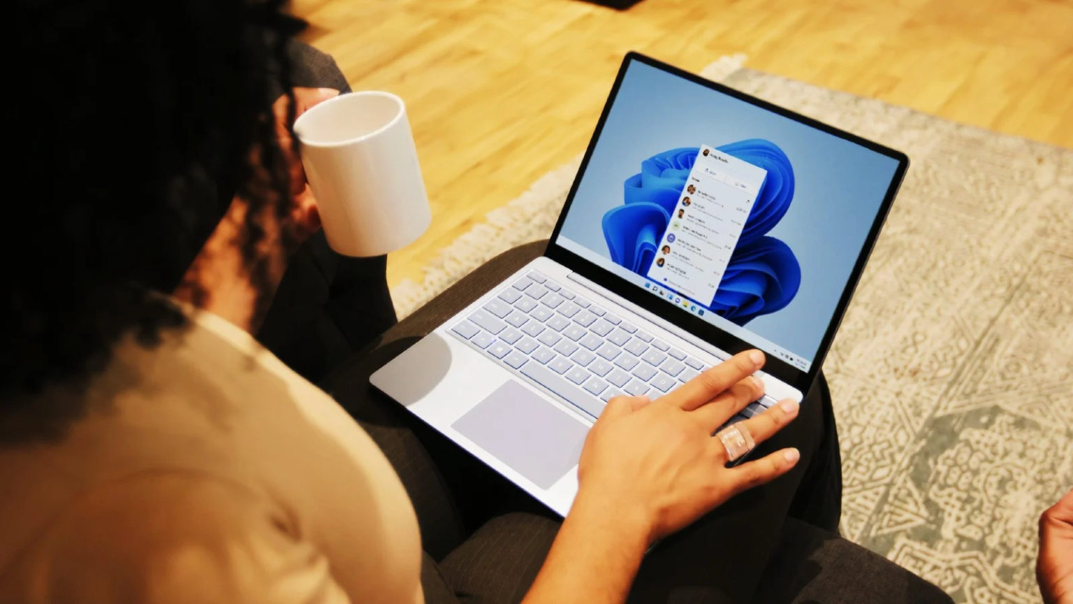 Cómo mantener una ventana siempre visible en Windows 10 y 11 [TUTORIAL]